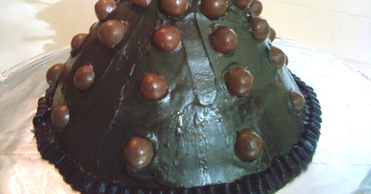 Dalek Cake