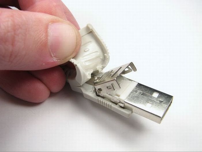 My Funny: How to Create Weird USB-Stick | Pictures