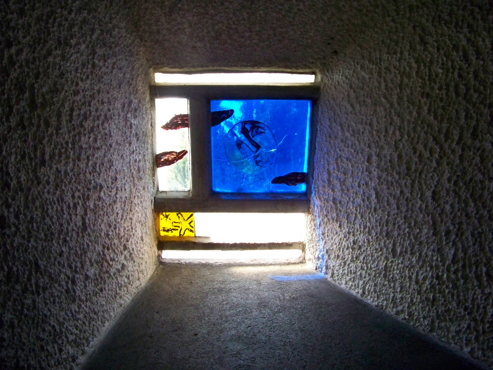 touch: Detail Photos from Ronchamp (2)