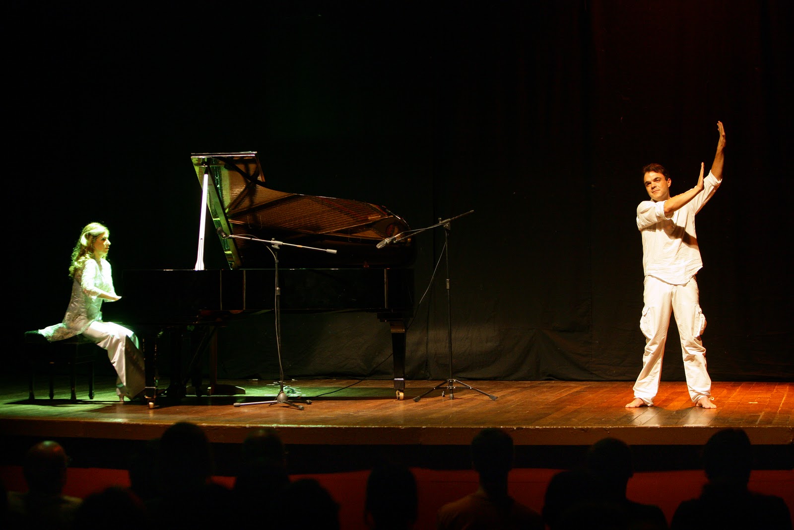 Maria Alice de Mendonça / Performances