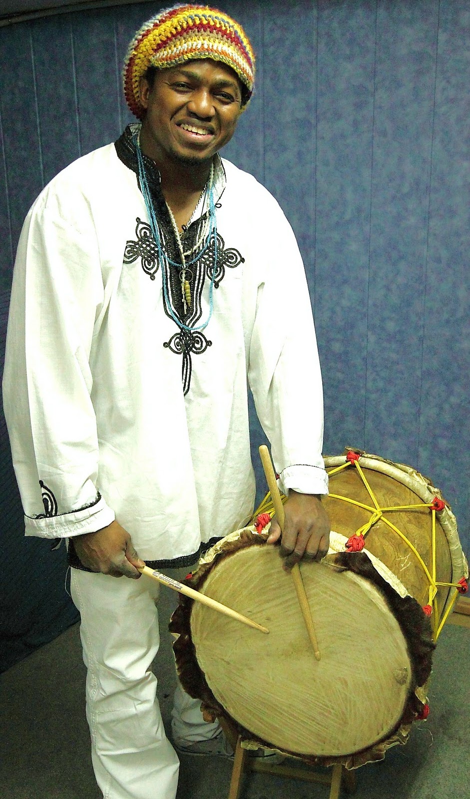 Asociación Musical Aese: TALLER DE PERCUSION BAILA TAMBOR AFRO ...