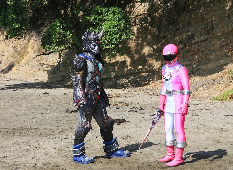 Henshin Grid: Power Rangers on Set in New Zealand Pictures