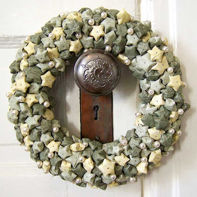 Talk of the Town: PAPER STAR WREATH