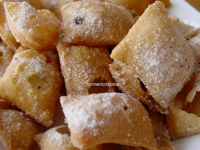 Turmeric n spice: Shakarpara