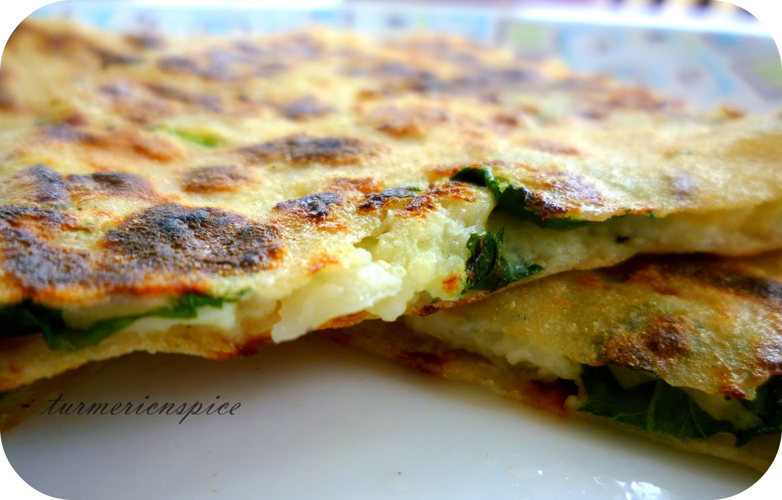 Turmeric n spice: Gobi-Paneer Paratha