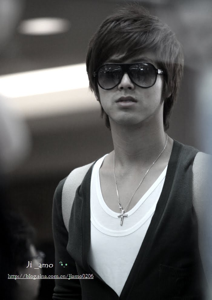 DBSGuardians Angels: [PHOTOS] 100516 Yunho - Inchoen Airport to Hong ...