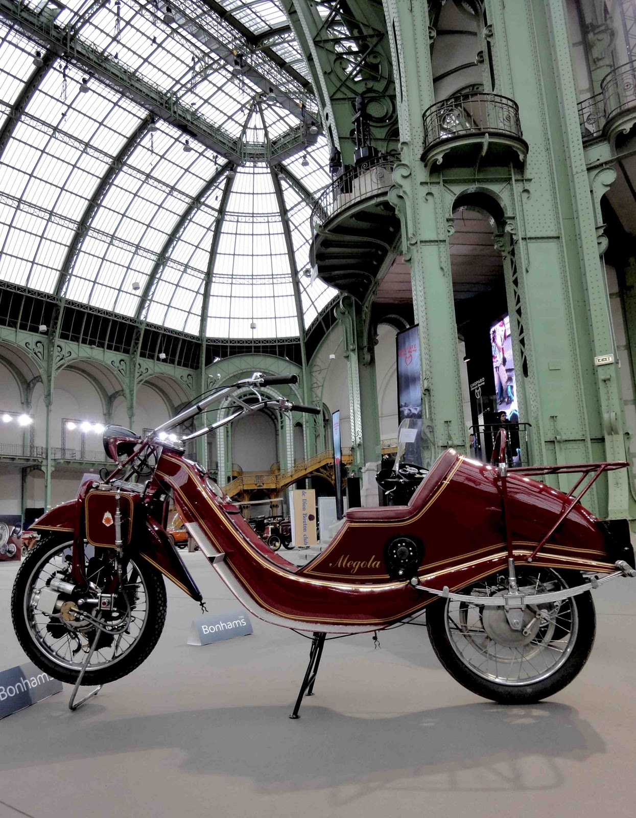 Picture Motorcycle: LE GRAND PALAIS