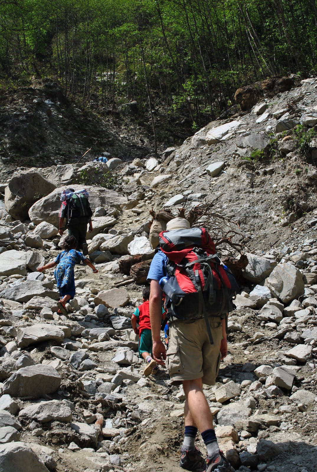 lala's adventures: Mountains!!!!! part uno (Nayapul to Ulleri, 5hrs)