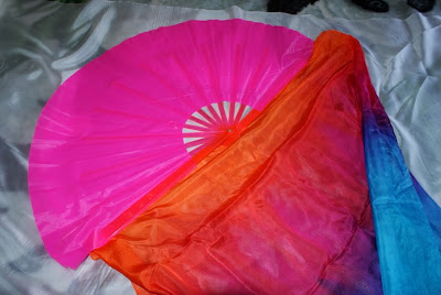 The Morning Bleat: how to assemble silk fan veils..Interchangeable fans!!