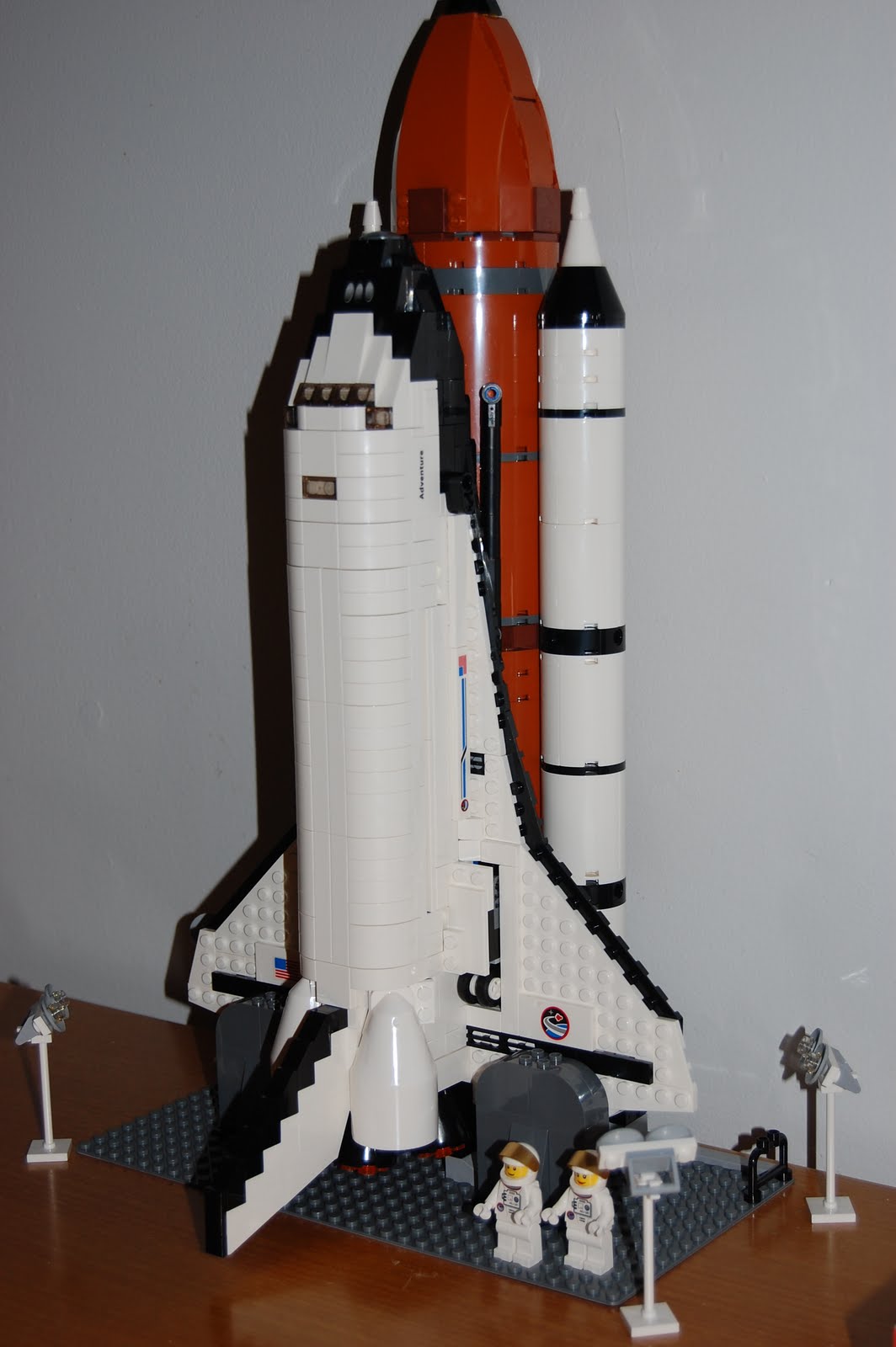 Mid-Life Geekery: The Lego Space Shuttle Adventure...Complete!