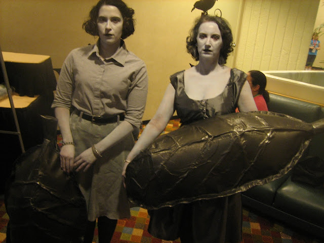 The Vault of Buncheness: ON THE LOOSE AT DRAGON CON 2009!!!-Part 3