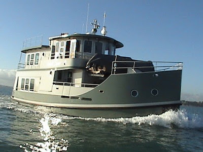 Apropos of Nothing: 55' Florida Bay Coaster by Benford Design Group