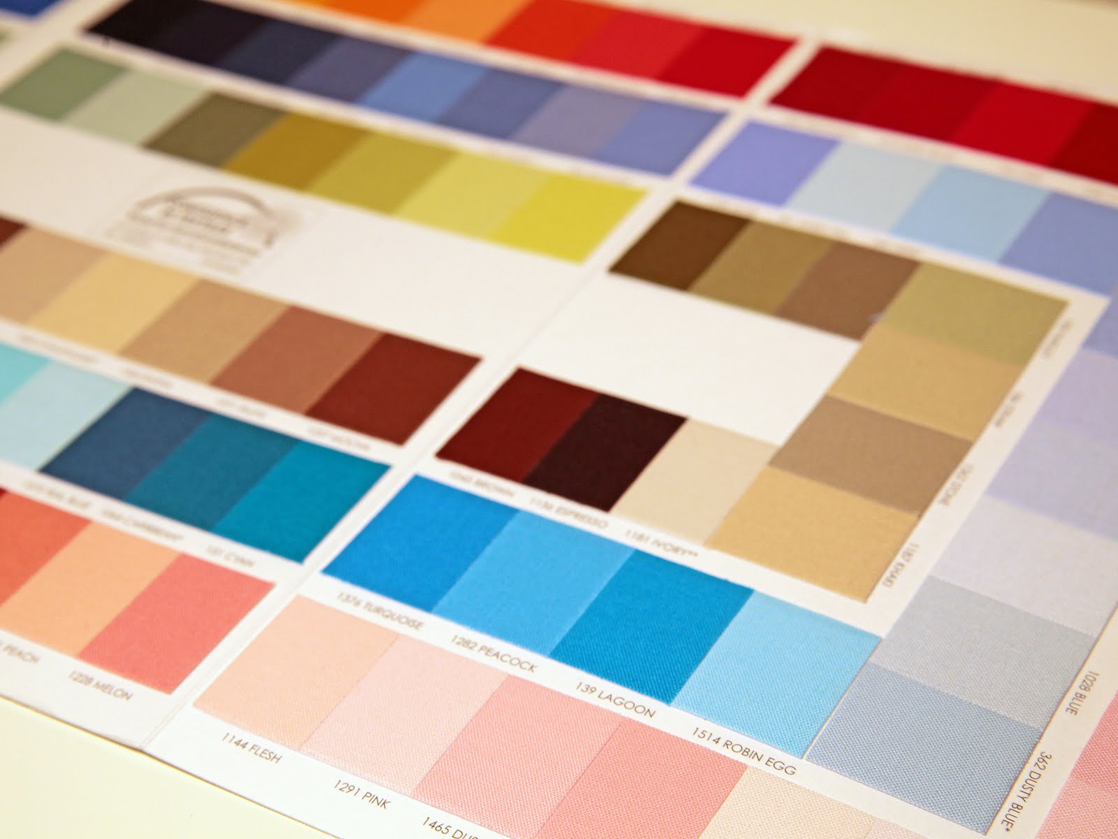 little girl quilts: Friday Fabric Focus - A solid love for solids