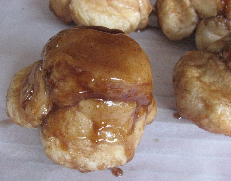 Heidi Bakes: Fun with Rhodes frozen bread dough