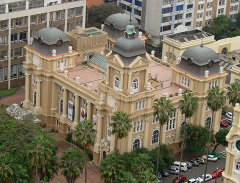 Porto Alegre: MARGS-MUSEU DE ARTE DO RIO GRANDE DO SUL ADO MALAGOLI