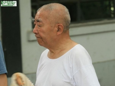 Handsomedad: 09/2010