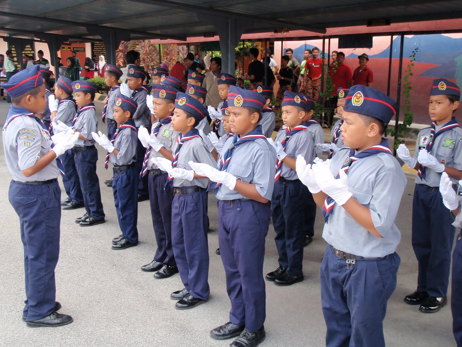 PERTANDINGAN KAWAD PASUKAN BADAN BERUNIFORM SEKOLAH 2010 - DAERAH SEB ...