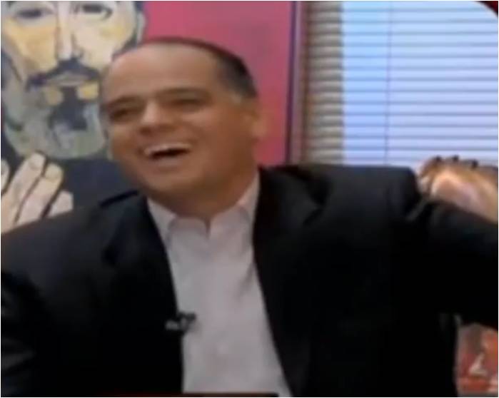 eaa17: Andrés "venenito" Izarra, a propósito de la risa en CNN