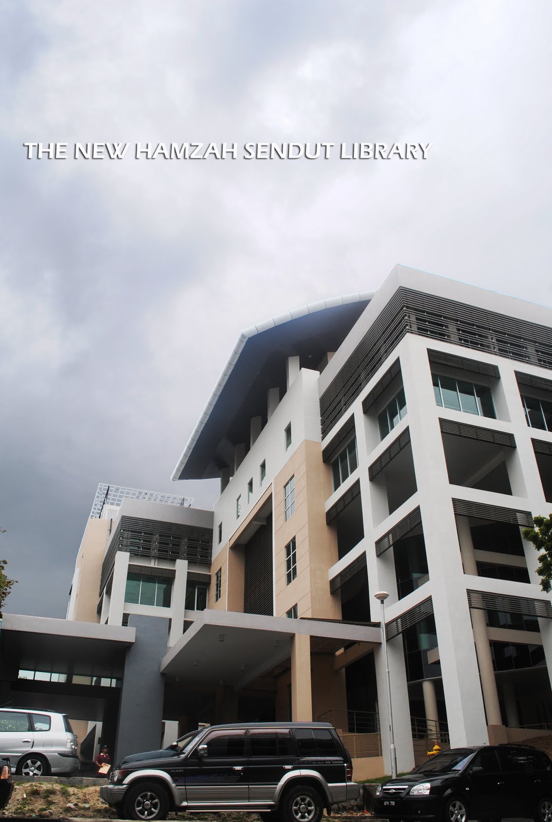 Another Malaysian Food and Travel Blog: THE NEW HAMZAH SENDUT USM LIBRARY
