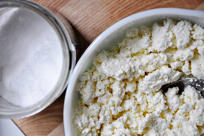the parsley thief: Homemade Ricotta Cheese