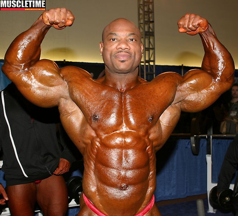 bodybuilder: Back Stage At The Arnold Classic Contest 2007 | Victor ...