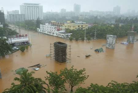 Between Heaven and Earth: Floods Sweep Through Hainan Province, China