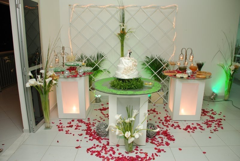 REGINA FESTAS BUFFET: REGINA FESTAS