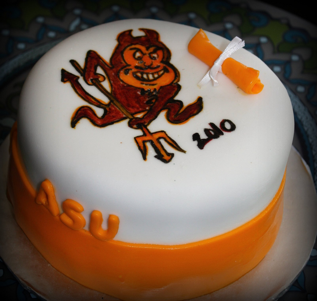 Teeny's & Tiny's CAKES!: ASU Graduation