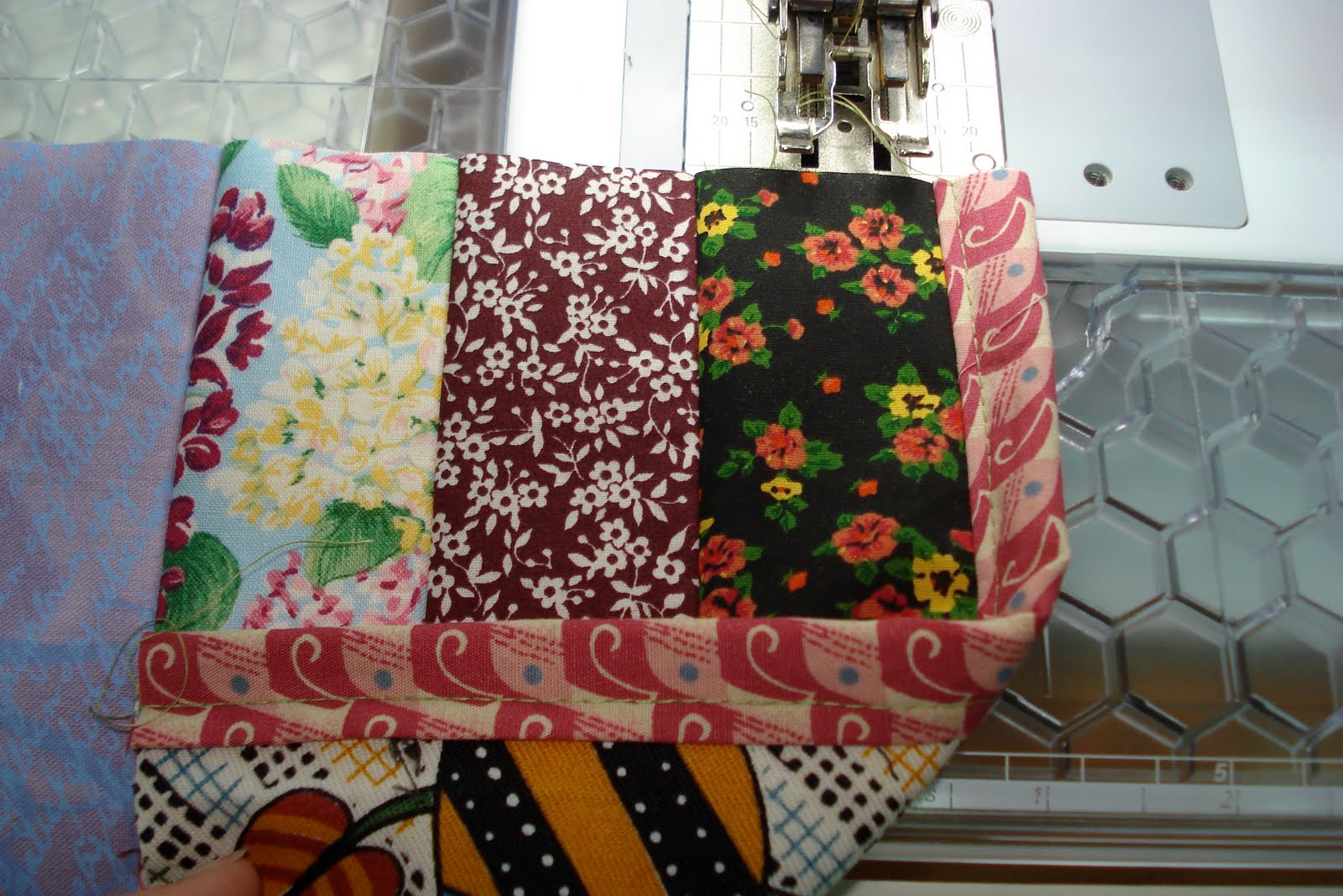 Angie Quilts: Mat And Ruler Bag