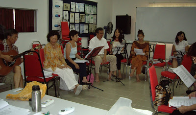 SeniorsAloud: A NEW IMAGE FOR SENIOR CITIZENS CLUBS