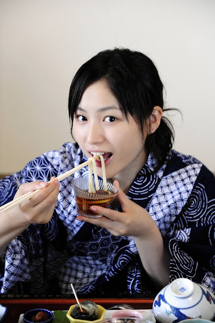 Top Asian Stars: Kaoru Hirata in old style Japanese life