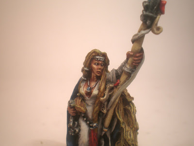 Temptress Miniatures: Bretonnian Damsel