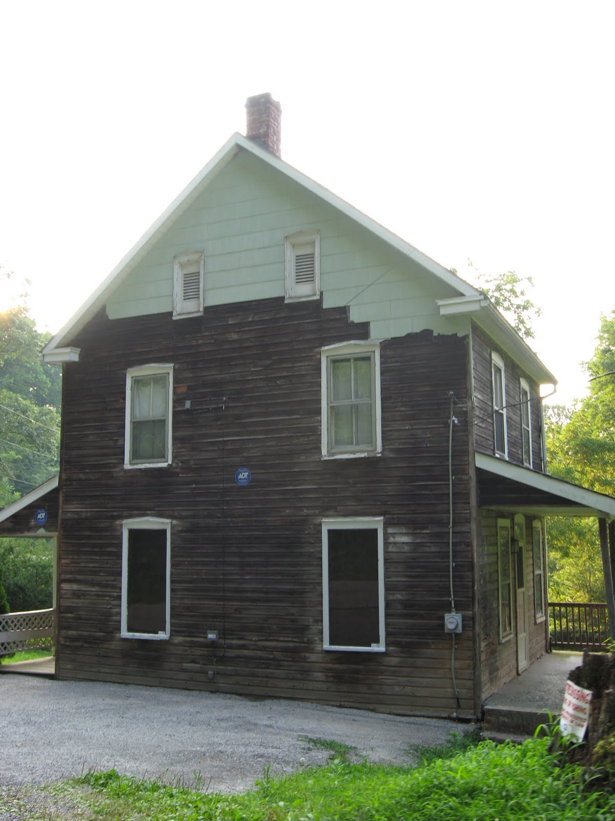 Outta the Way: Rehmeyer's Hollow in Pennsylvania