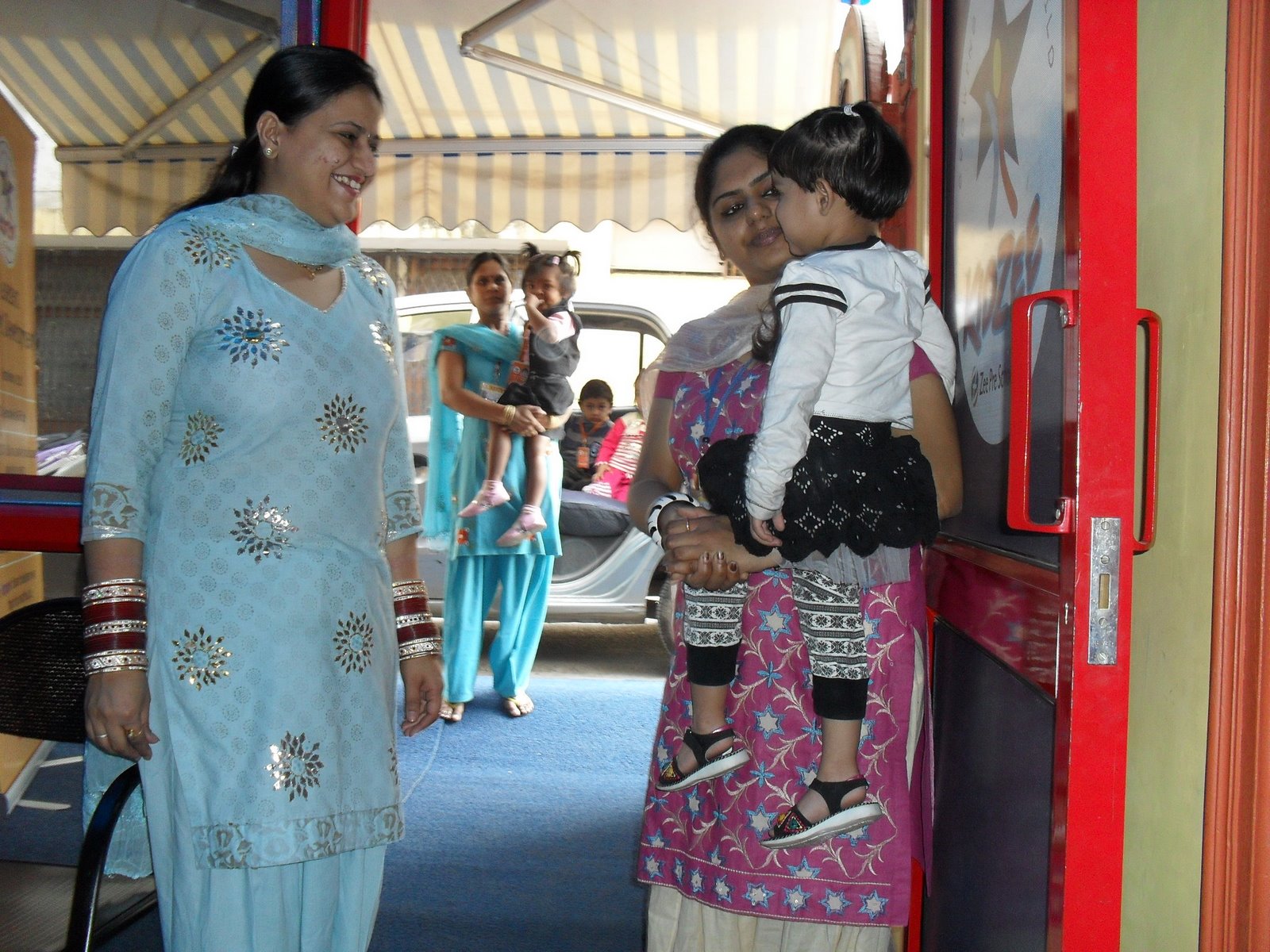 Kidzee Malka Ganj: Warm Welcome at Kidzee