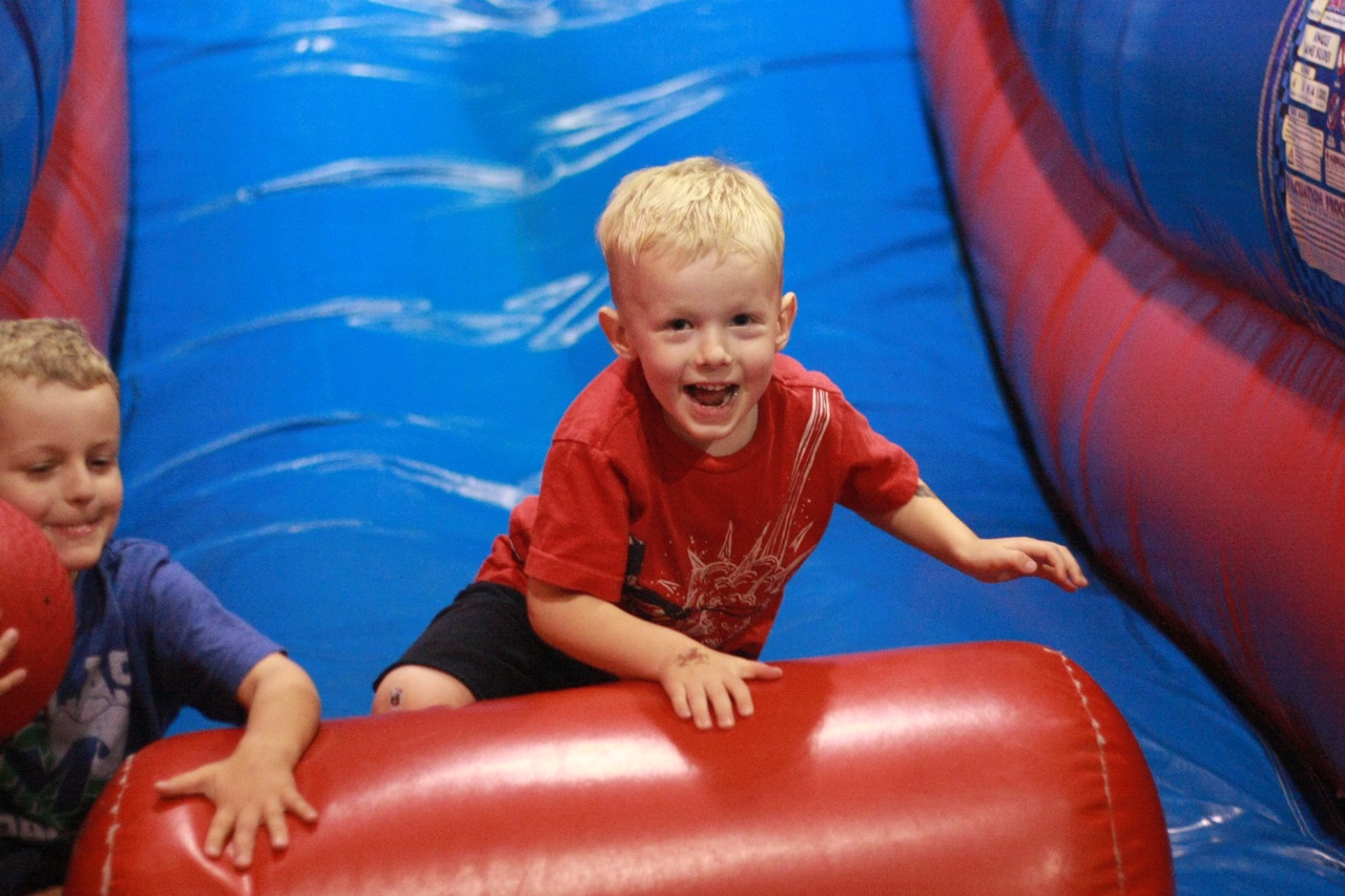 Conner Family Blog: Sam's 4th Birthday - Pump It Up