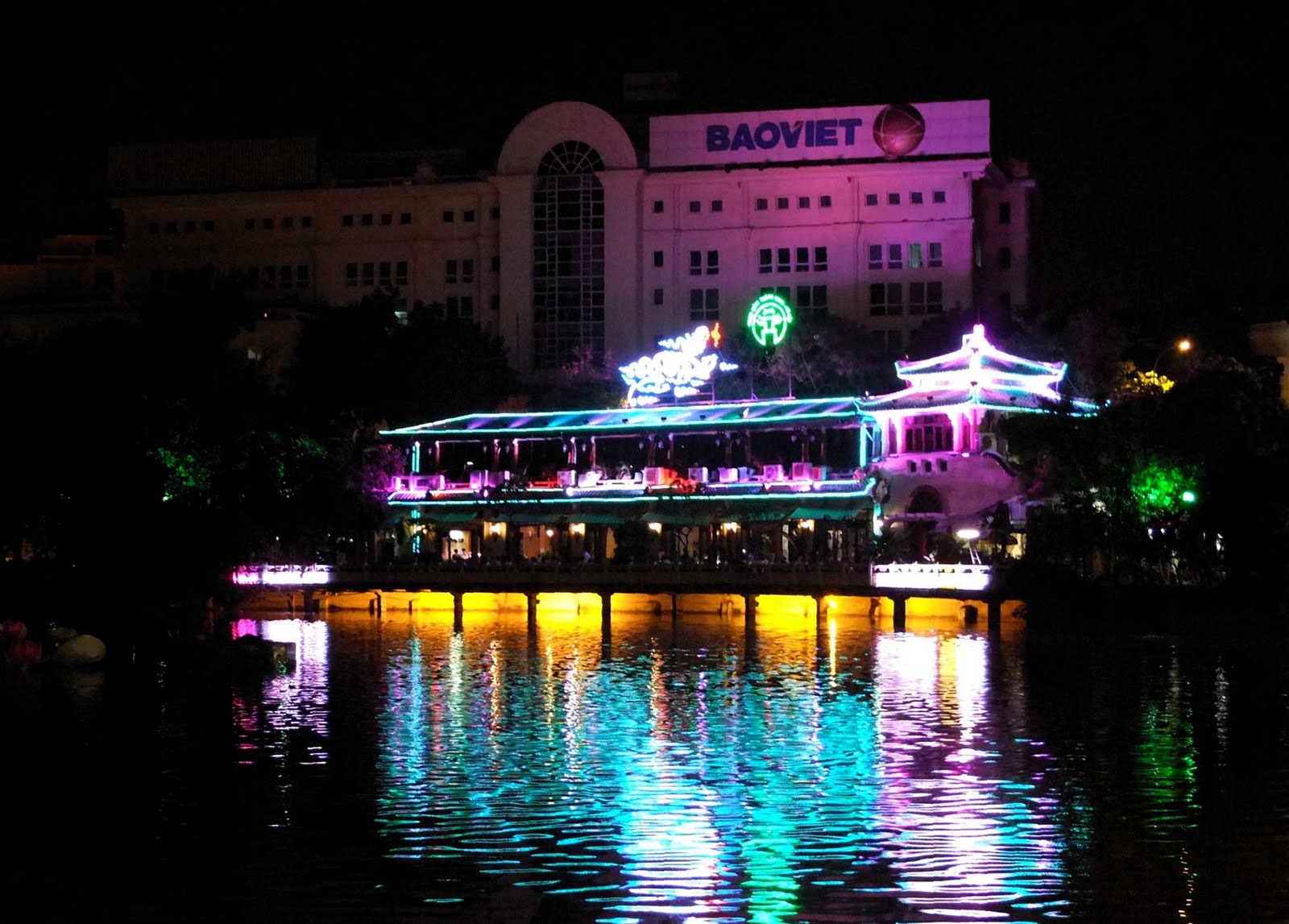khoitranduc: Ho Guom Lake By night