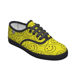 SMILEY FACE: Nice smiley face shoes