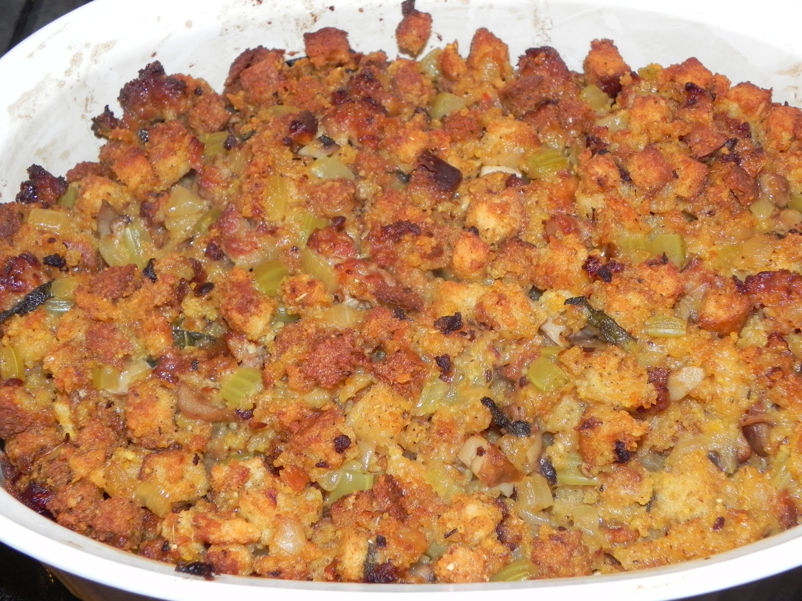Farrah's Food Adventures: Spicy Sausage Stuffing