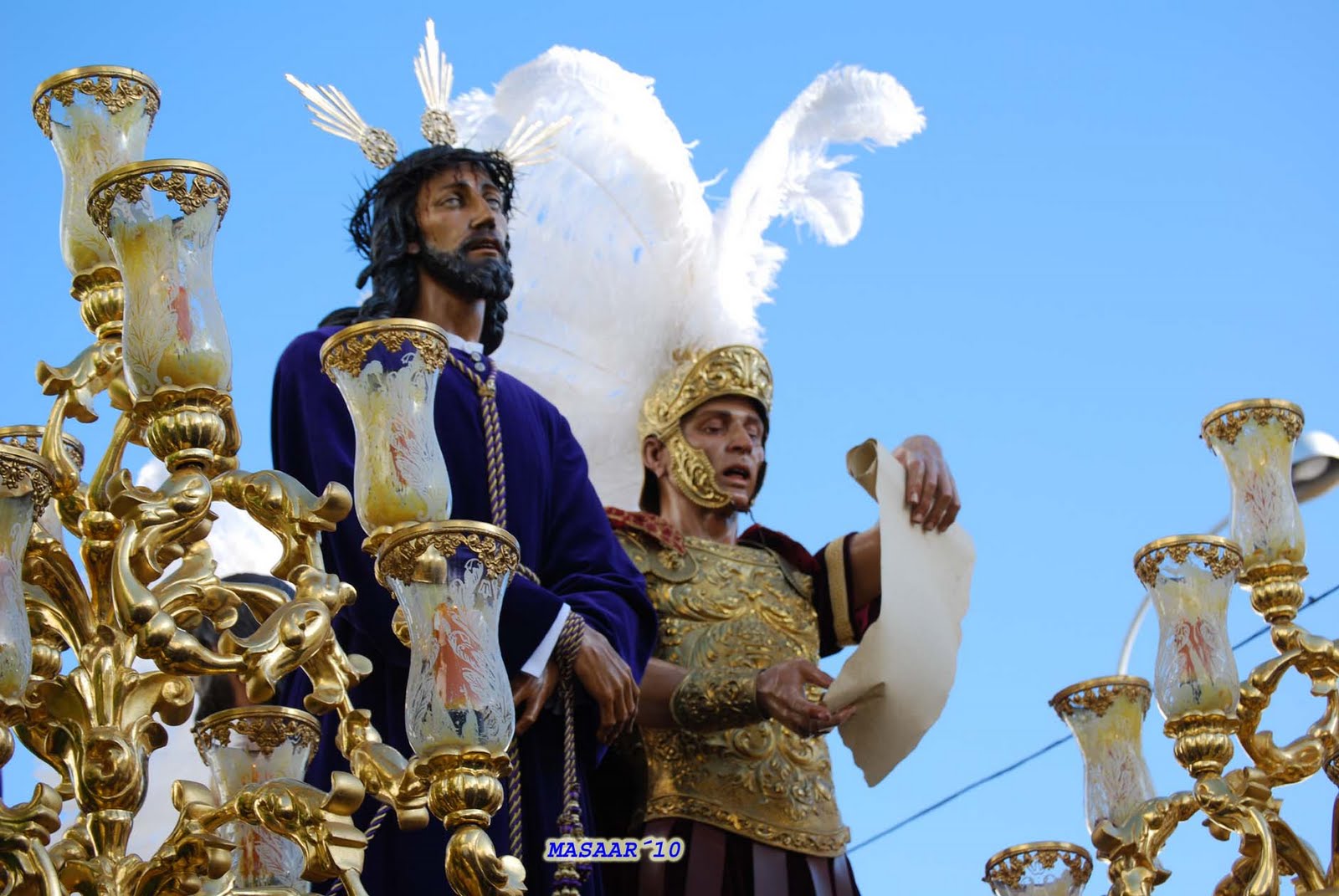 LA YEDRA POR ANGUSTIAS Y SOL