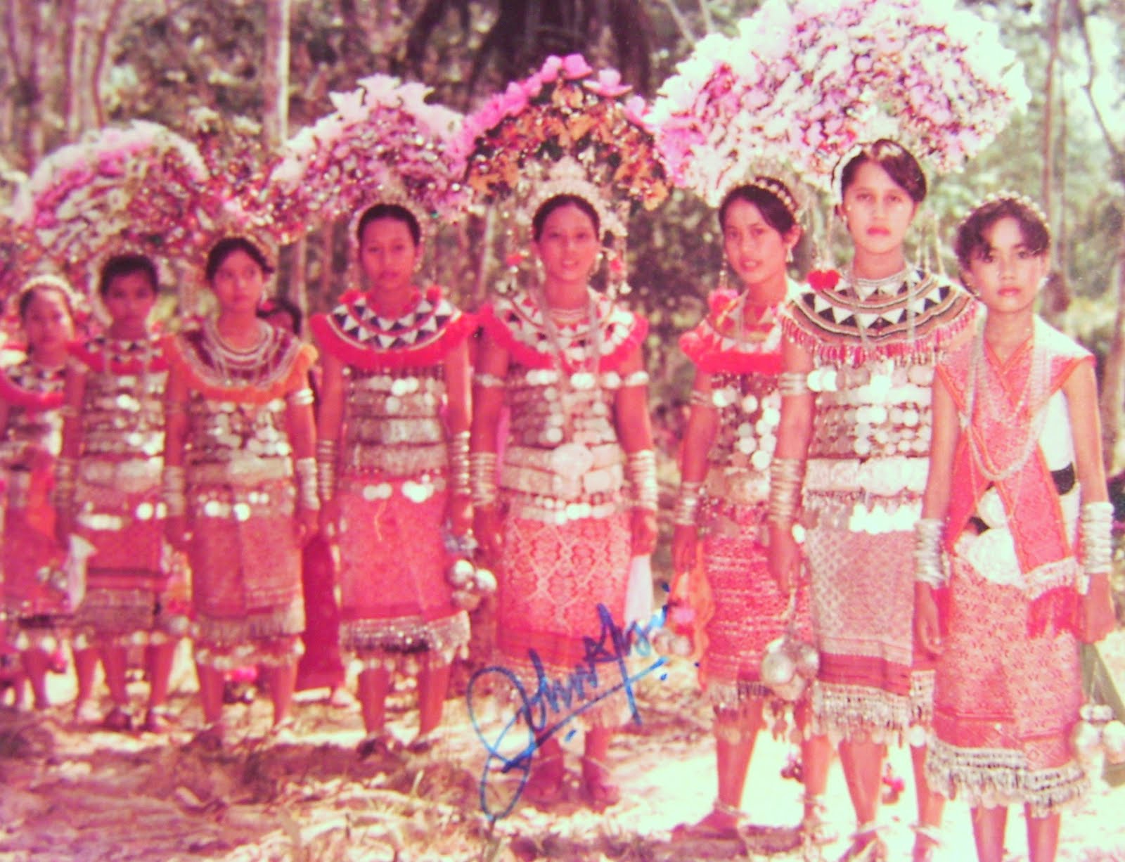 Sarawak, Dayak Heritage And Various Stories: GAWAI ANTU
