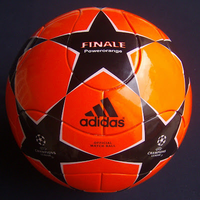 la historia de la champions en balones | Futbol Loco Atacando