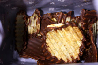 The Ultimate Potato Chips Fanboy: Royce' Potato Chip Chocolate