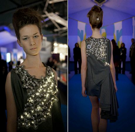 Lifestyle Cafe: Top 15 High Tech Dresses Drape Extreme Geeks