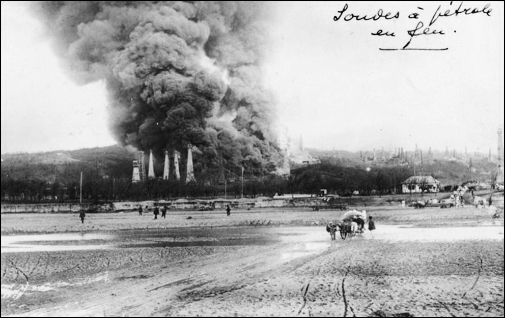 Petroblog: Oil wells on fire in Campina,Romania.