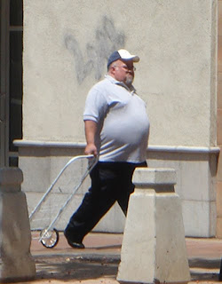 CHUBBY DADDY WATCHING SOCIETY: Tuesday HOT CHUBBY DADDIES!