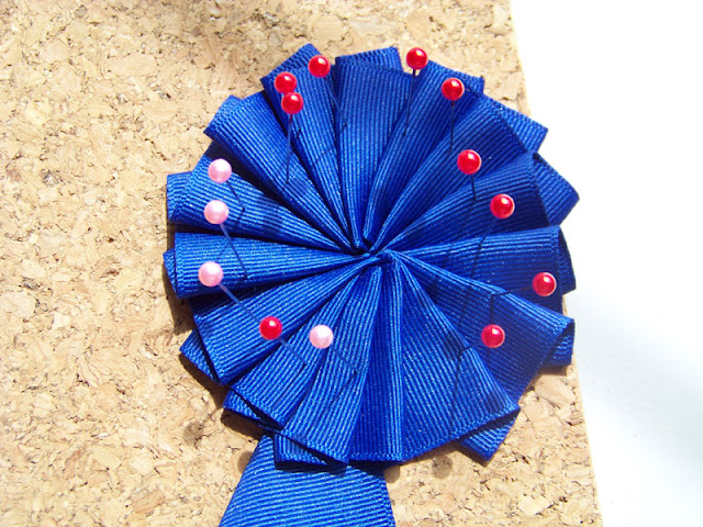 How To Make 18th c. Cockades ~ American Duchess