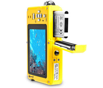 New Gadget Land: Underwater Digi Cam