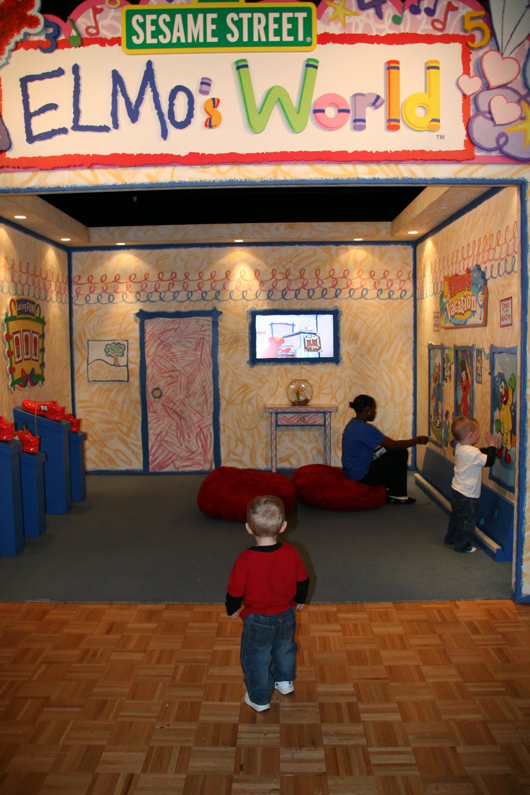 Stinner Triplets & Family: La La La La, Elmo's World!