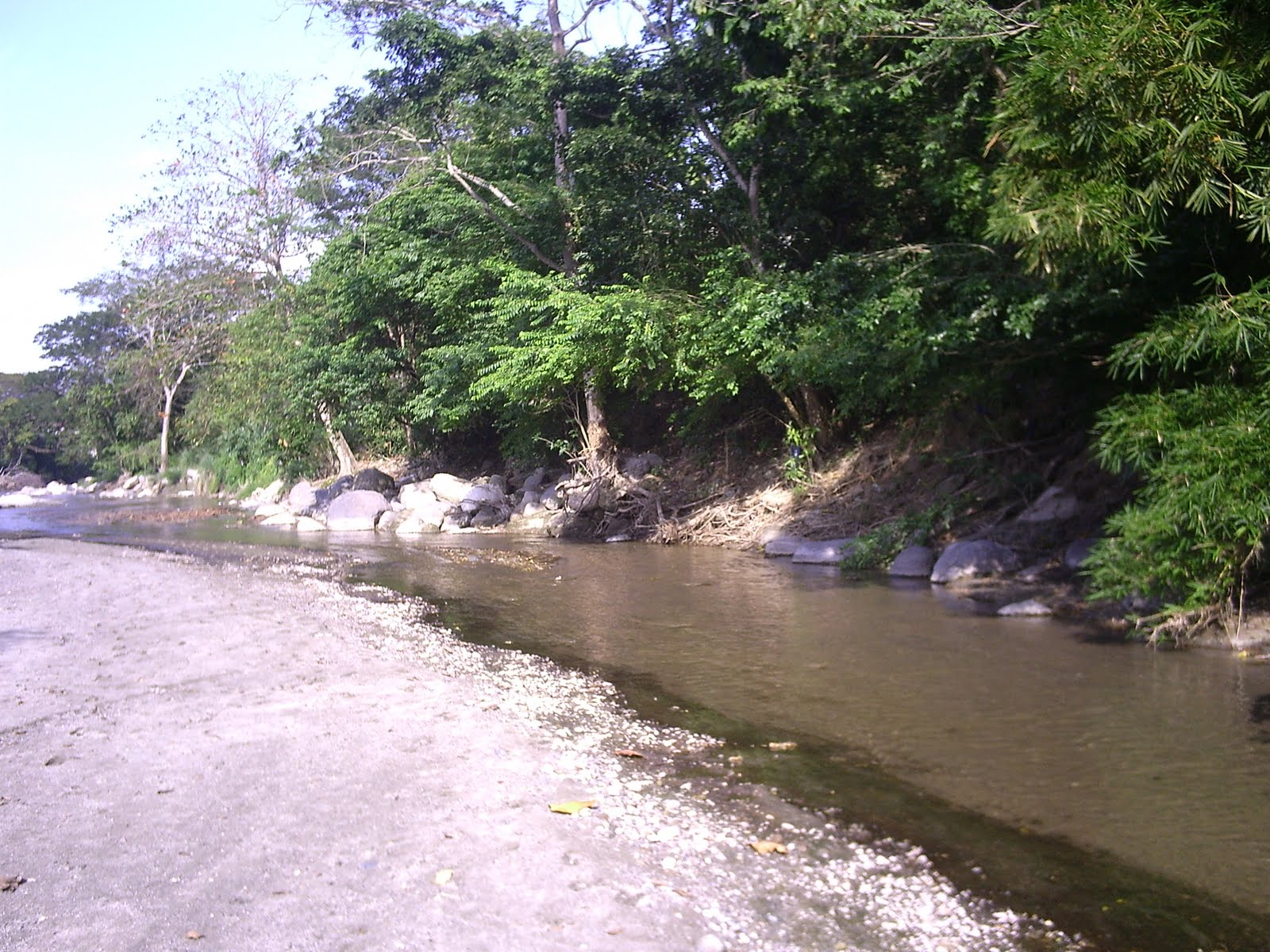 Barrio Pueblo Nuevo : S.O.S por ribera de la Quebrada Seca