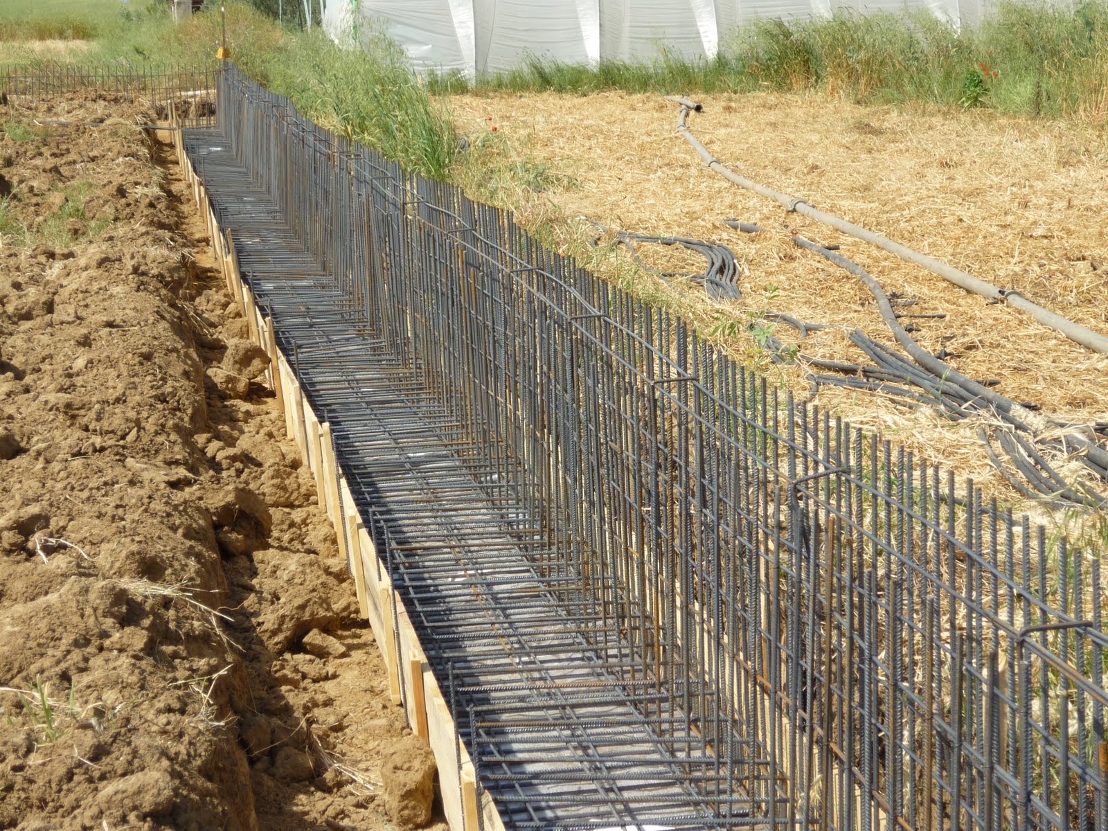 ΕΡΓΑΣΙΕΣ ΣΙΔΗΡΟΥ ΜΠΕΤΟΝ - KAΤΑΣΚΕΥΗ -ΤΟΠΟΘΕΤΗΣΗ: ΤΟΙΧΙΟ ΠΕΡΙΦΡΑΞΗΣ